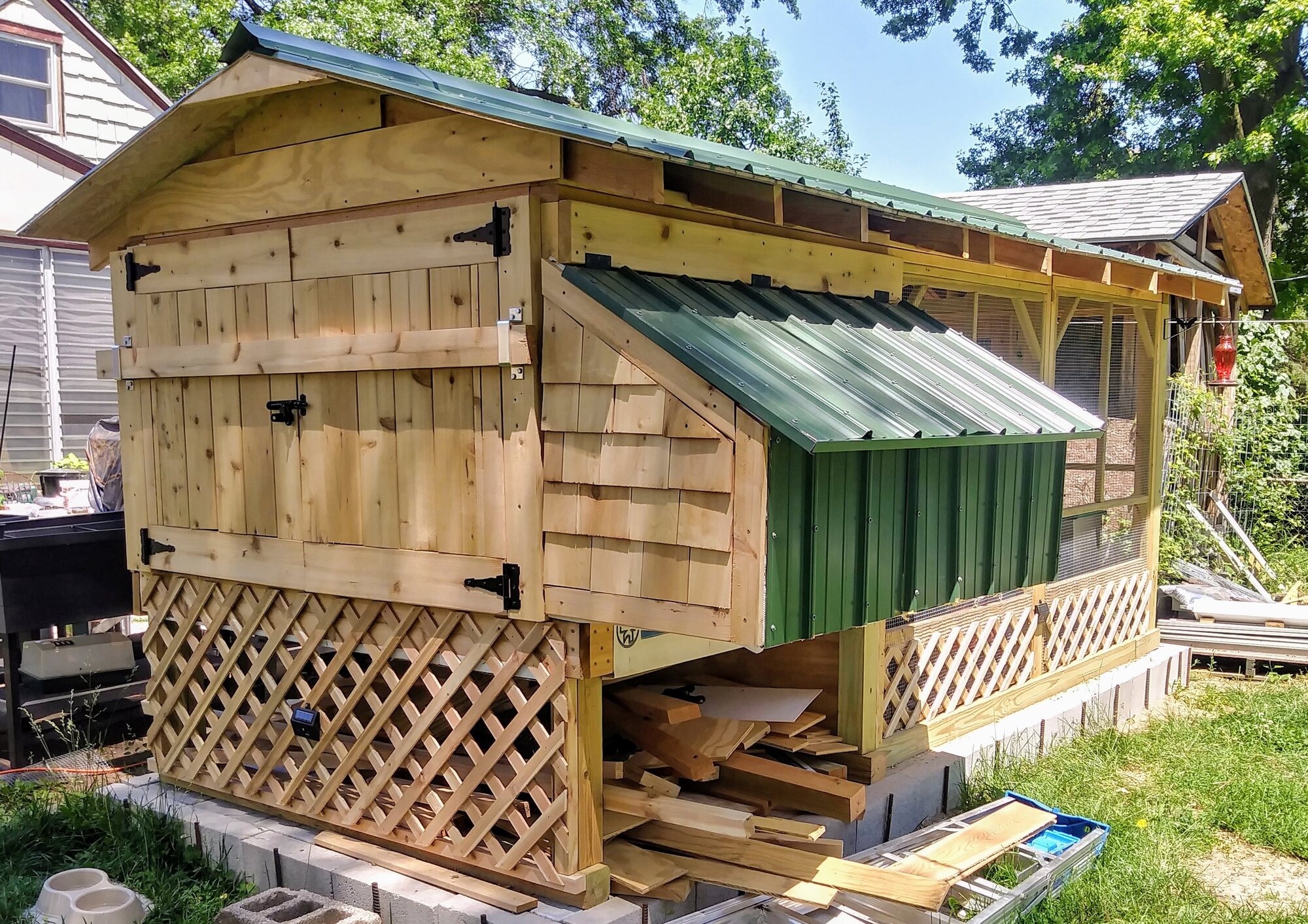 CHICKEN PARADISE | BackYard Chickens - Learn How to Raise Chickens