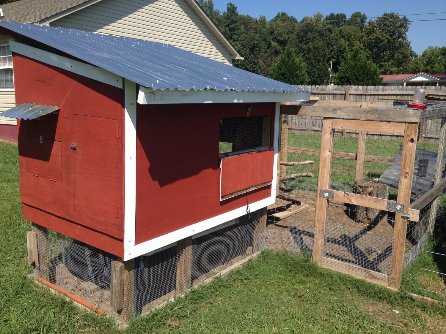 Hoop Coop Addition With Pics Backyard Chickens Learn How To Raise Chickens