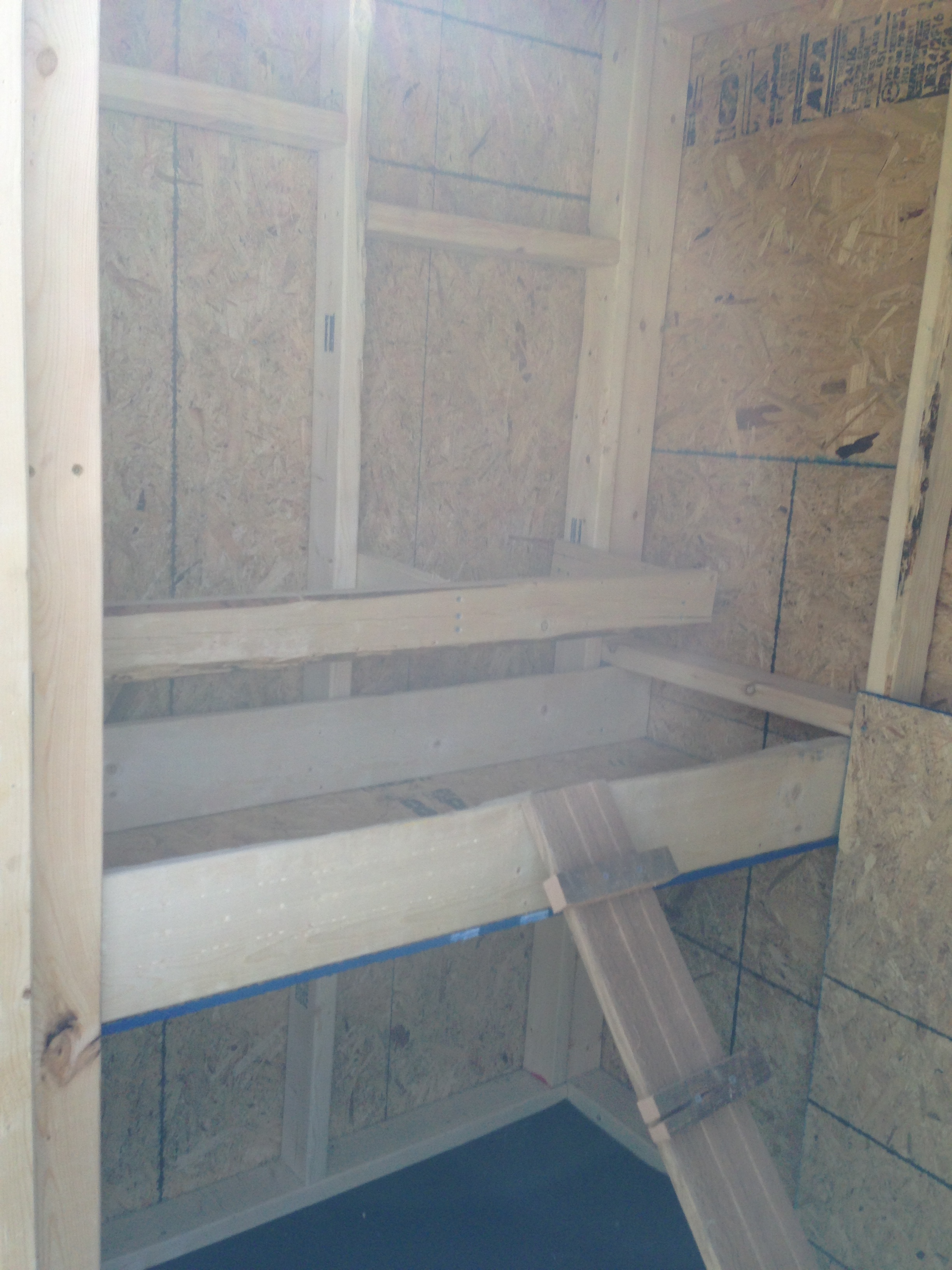 Roost and poop tray | BackYard Chickens - Learn How to Raise Chickens